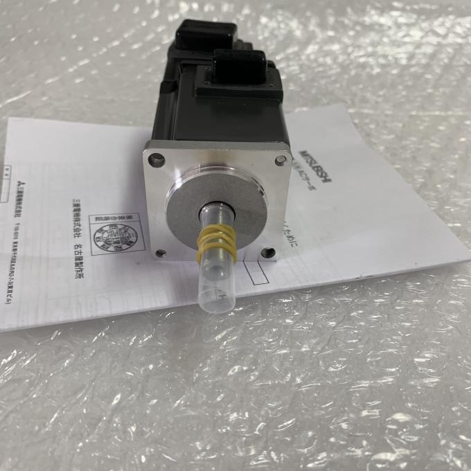Mitsubishi HF-KP13 AC Servo Motor 3 PHASE 100W 106V 3000RPM 0.8A NEW