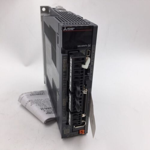 Mitsubishi MR-J3-10A AC SERVO AMPLIFIER MELSERVO-J3 SERIES NEW