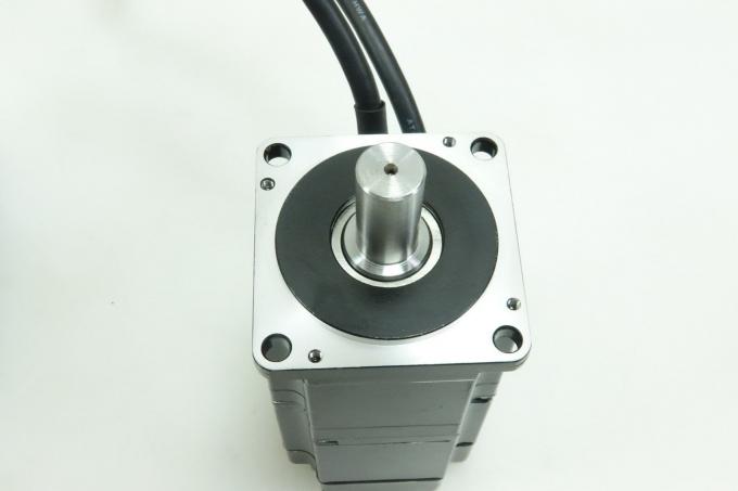 Yaskawa SGMJV-02ADA2C AC SERVO MOTOR 200V 1.6A 200W 3000RPM NEW