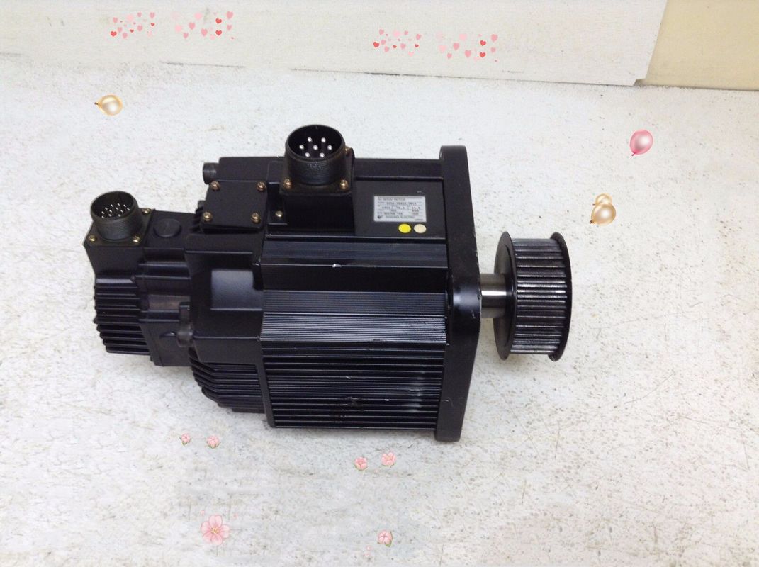 Yaskawa SGMG-30AWA AC Servo Motor 23.8A 2.9KW 1500RPM 200V NEW