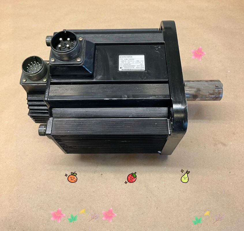 Yaskawa SGMG-55A2AB AC Servo Motor 32.8A 5.5KW 1500RPM 200V NEW
