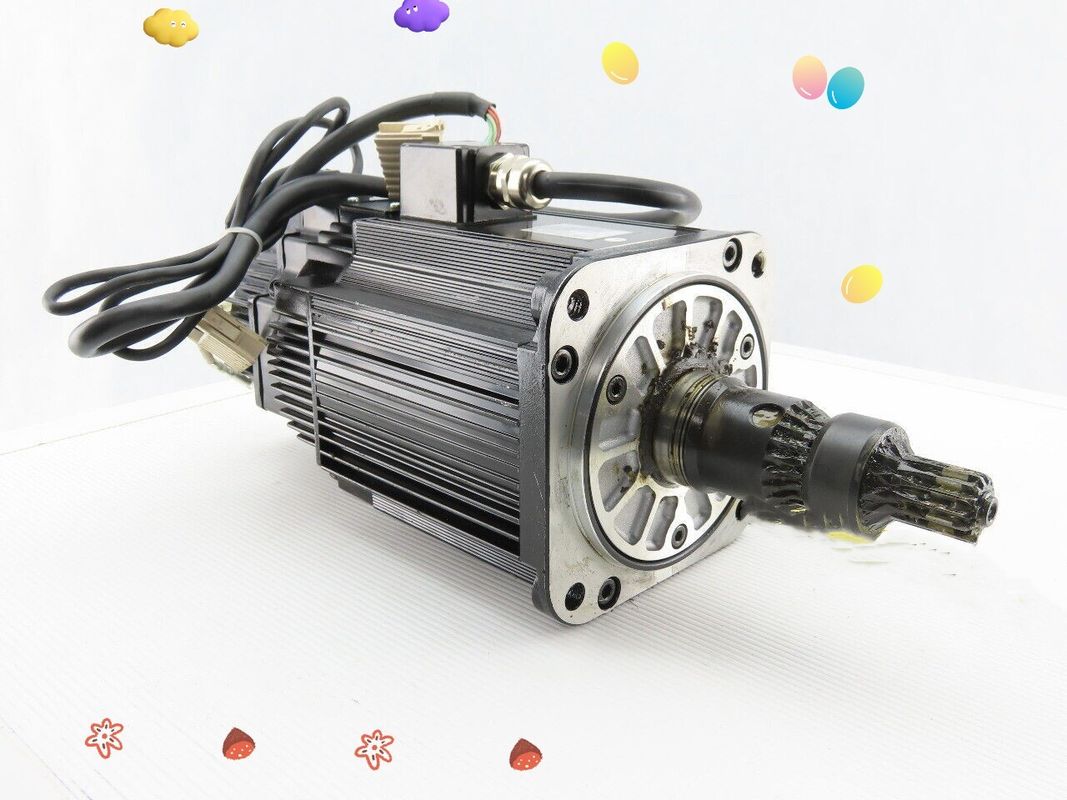 Yaskawa SGMGH-13A2A-YR24 AC Servo Motor 16.7A 1.3KW 1500RPM 200V NEW