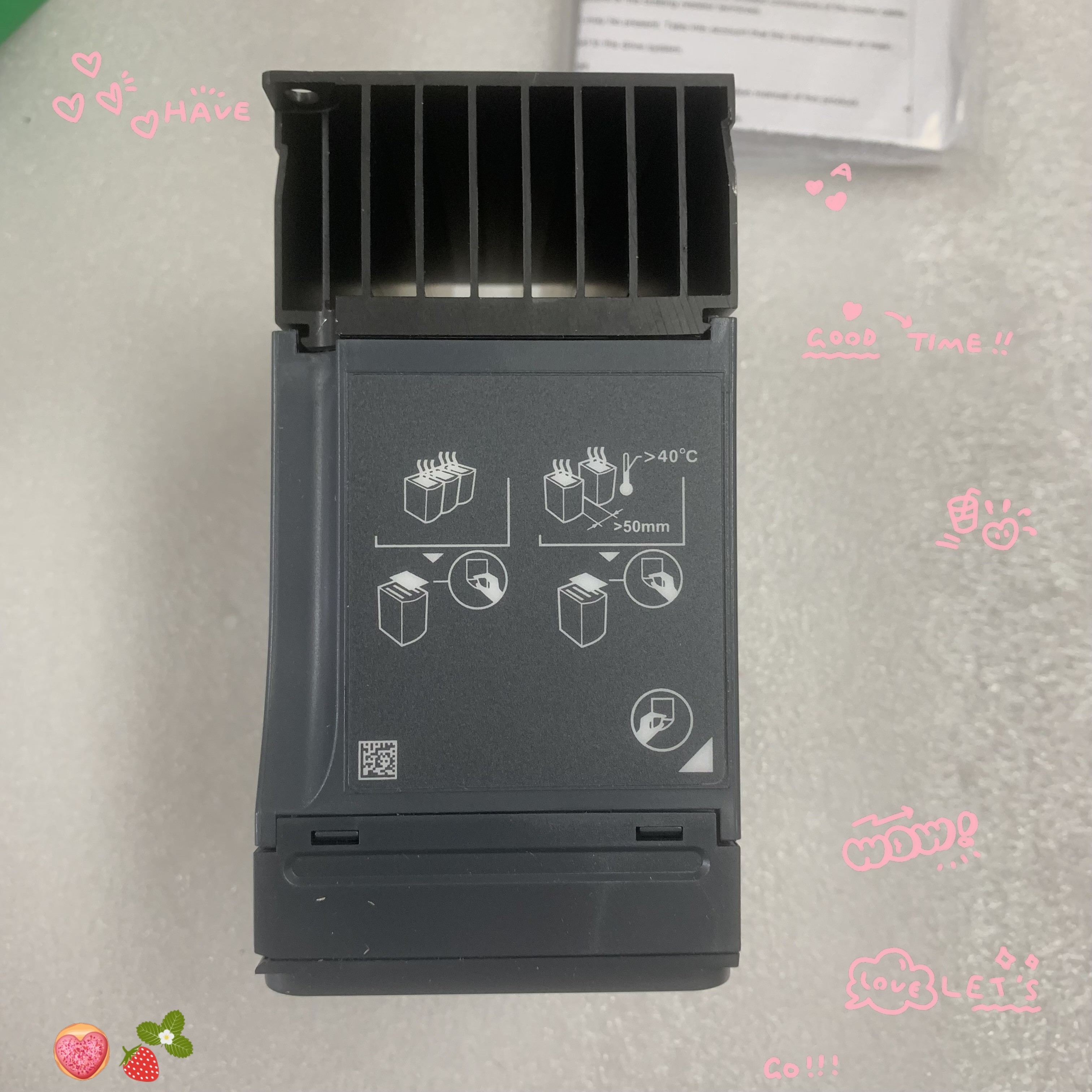 SCHNEIDER ATV320U07M2C Inverter 1HP 200 - 240V 0.75KW 50 / 60HZ NEW